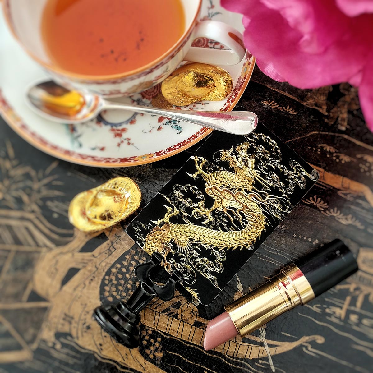 Set/16 Golden Dragon (Asian) custom name place cards